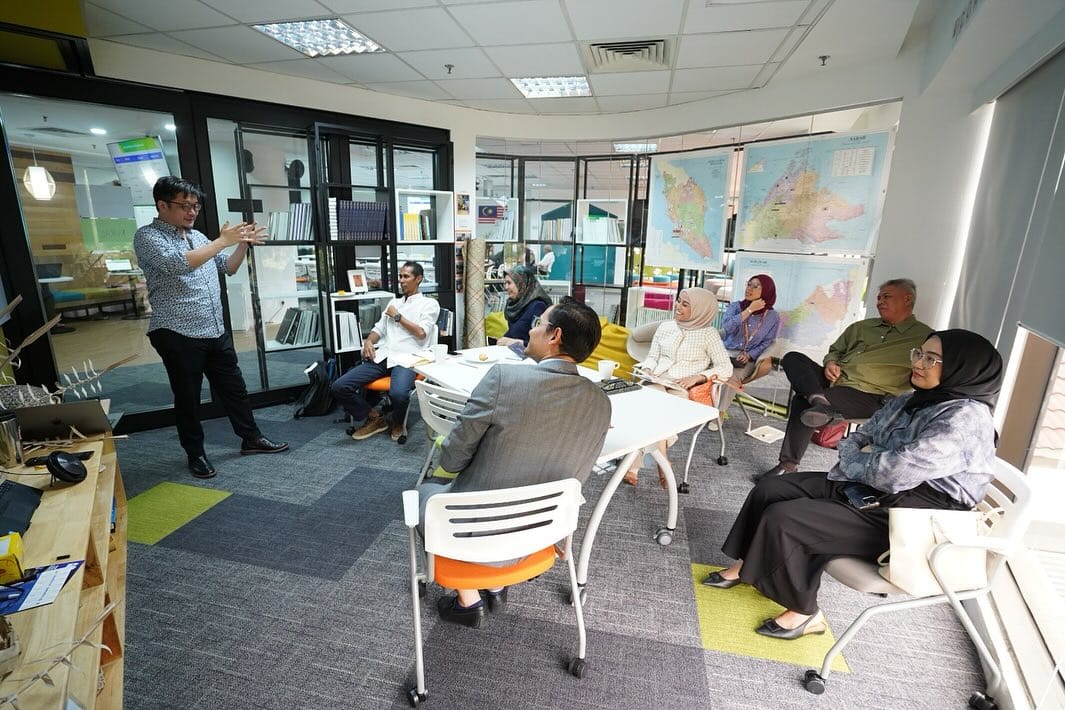 Focus Group Discussion: Raising the Social Floor - Yayasan Hasanah
